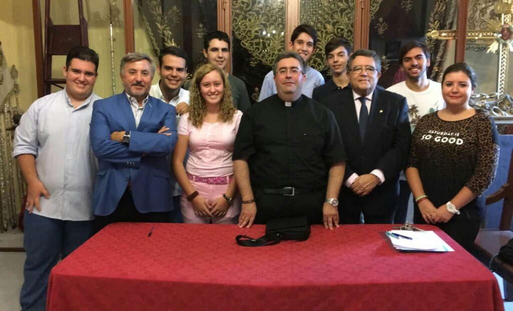 REUNIÓN GRUPO JOVEN DE LA HERMANDAD - Las Siete Palabras de Sevilla